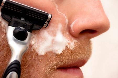 Guide d'achat des rasoirs pour homme : test et comparatif en octobre 2025