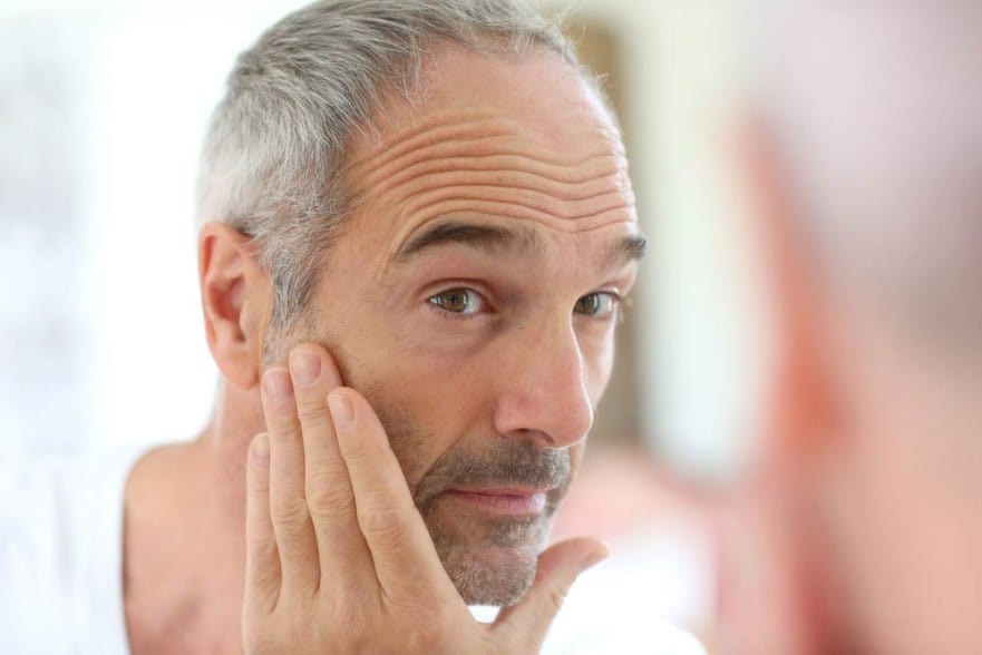 Opter pour une crème anti-rides pour homme en octobre 2025