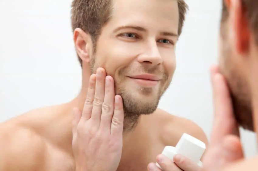 Les meilleurs produits pour le soin du visage de l'homme en mai 2026
